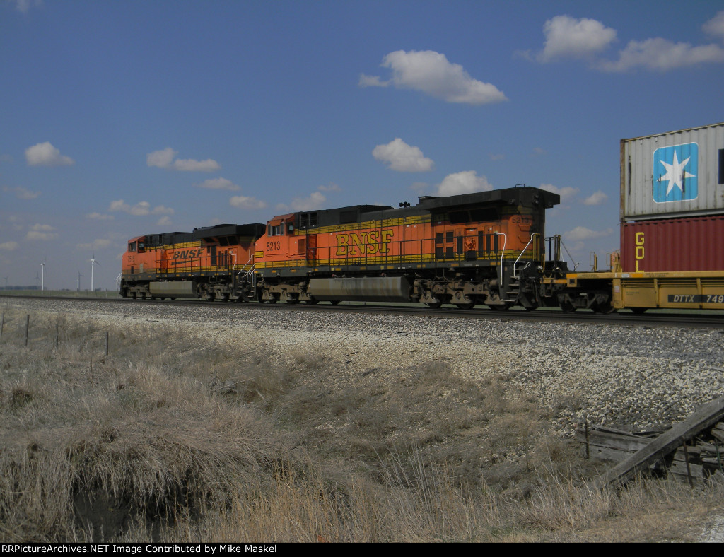 BNSF 7515